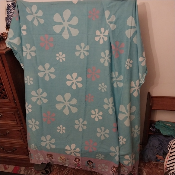 Bratz | Bedding | Y2k Twin Size Bratz Bed Sheet | Poshmark